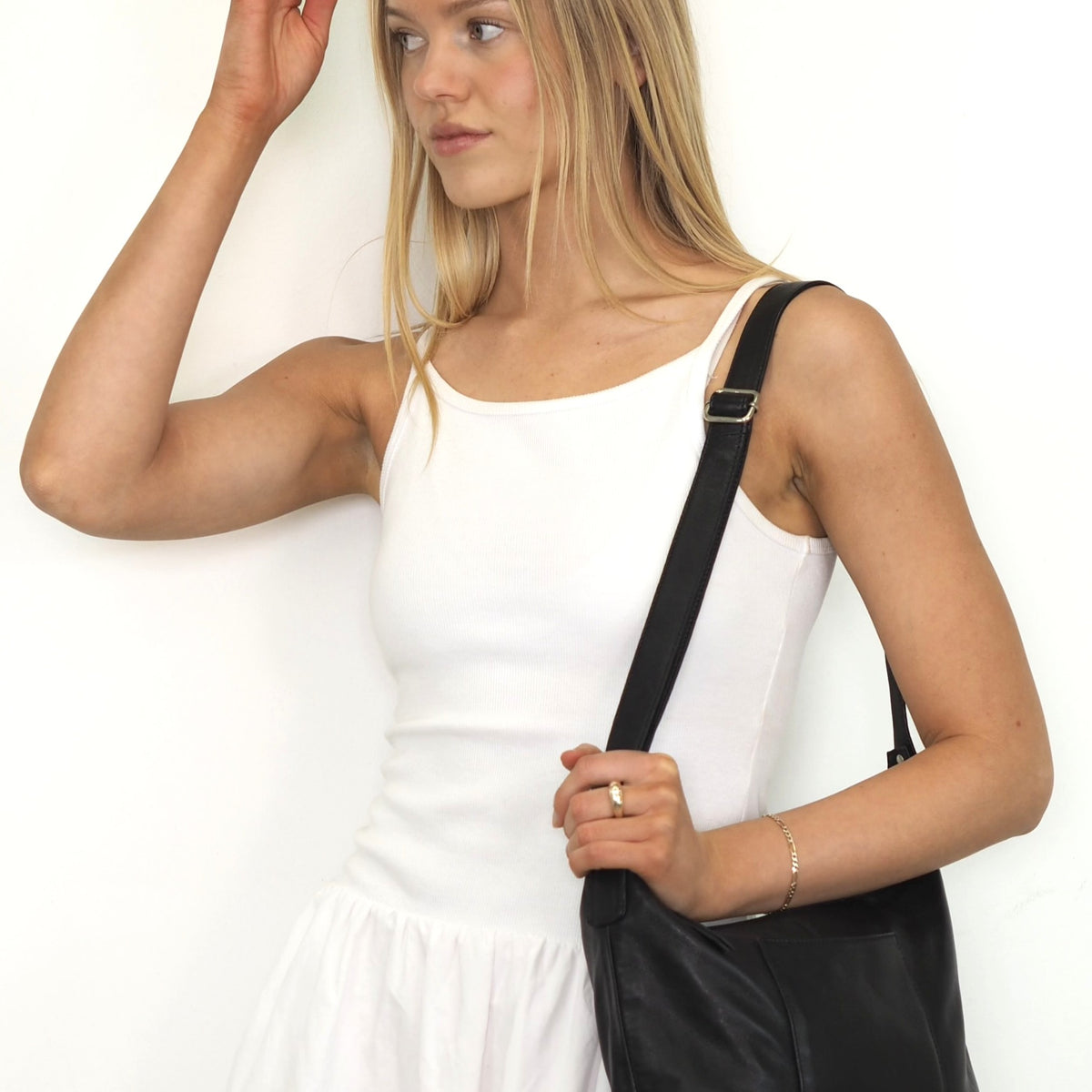 Nikita Shoulder Bag | Black – CadelleLeather